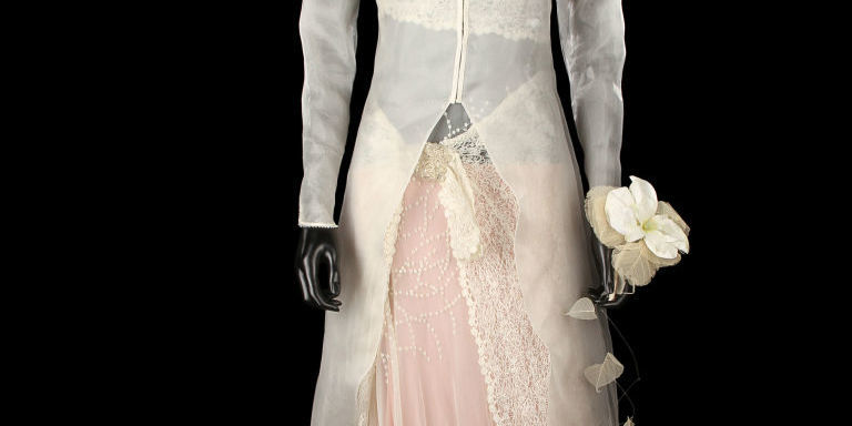 Keira knightley love actually wedding dress 60 photos - Astyledwedding.com
